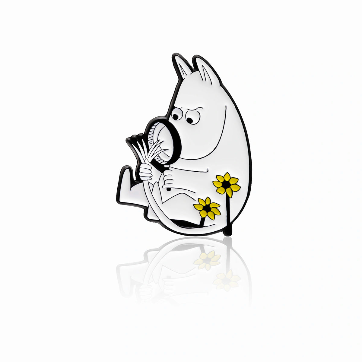 Moomintroll with a magnifying glass | PINBOX.EU